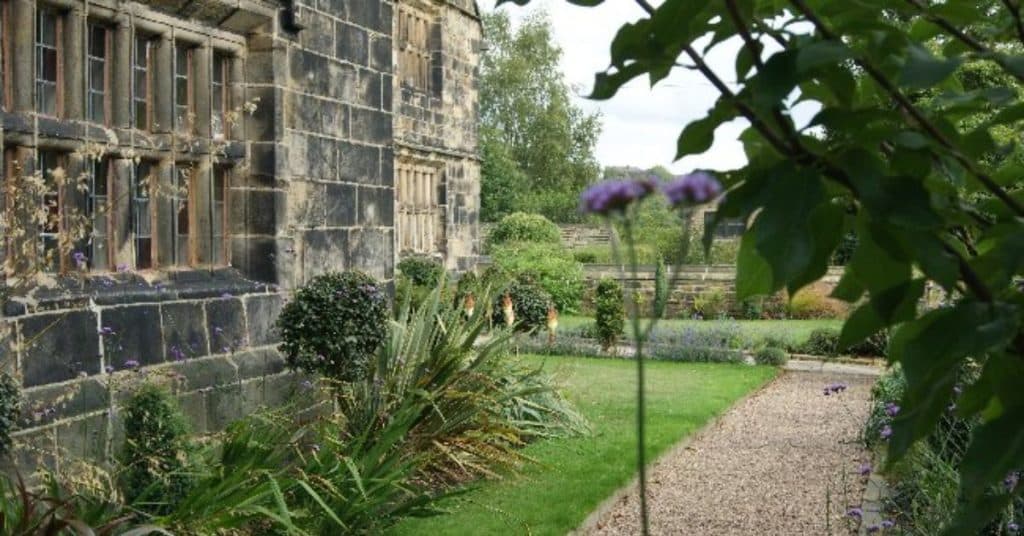 Oakwell Hall - Friends of Oakwell Hall & Country Park